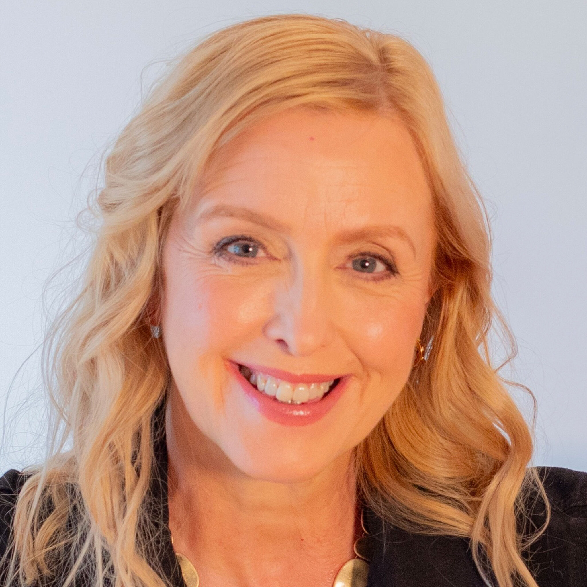 Sarah Walker-Smith | Ampa Executive Leadership Solicitors